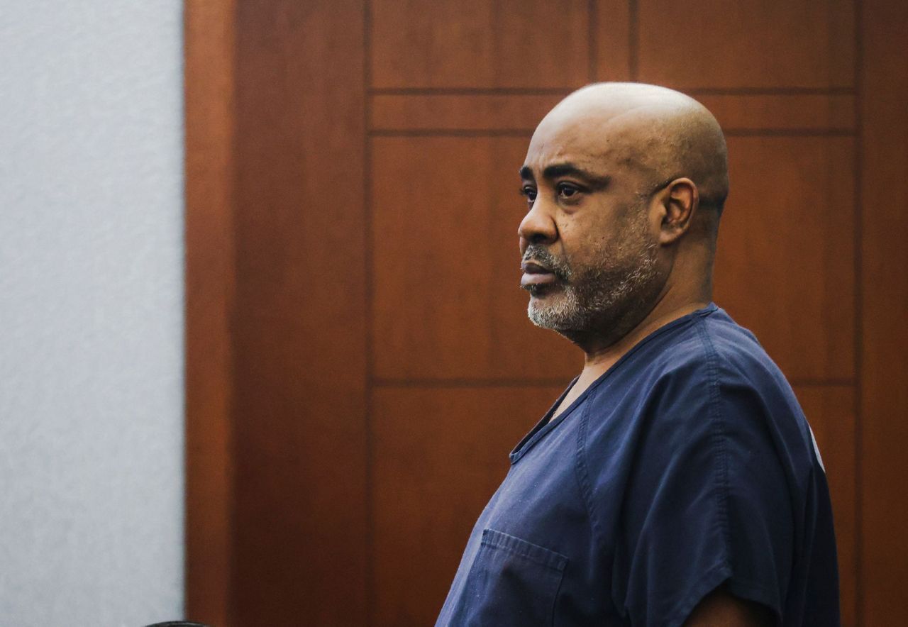 Former gang leader charged with killing Tupac Shakur gets new lawyer ...
