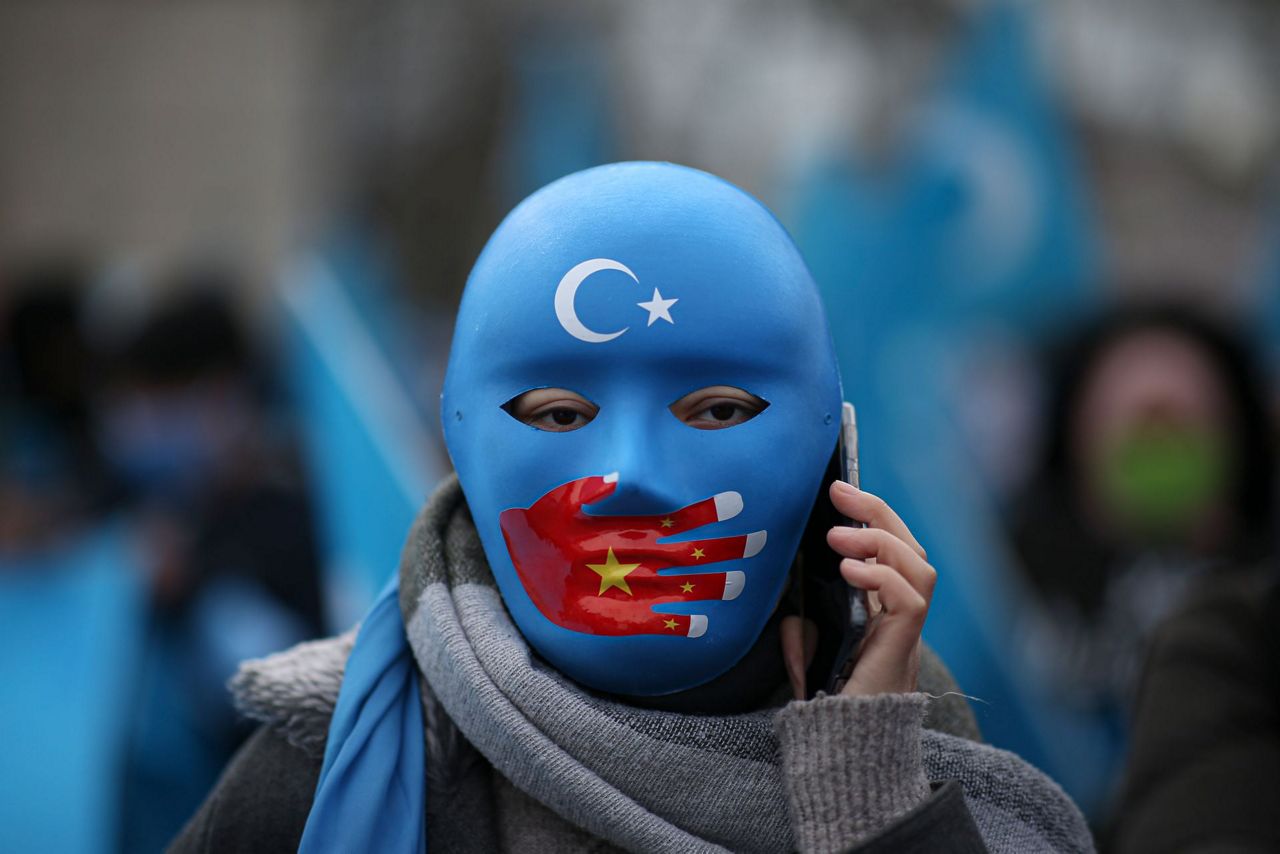Uyghurs in Turkey protest Chinese foreign minister's visit