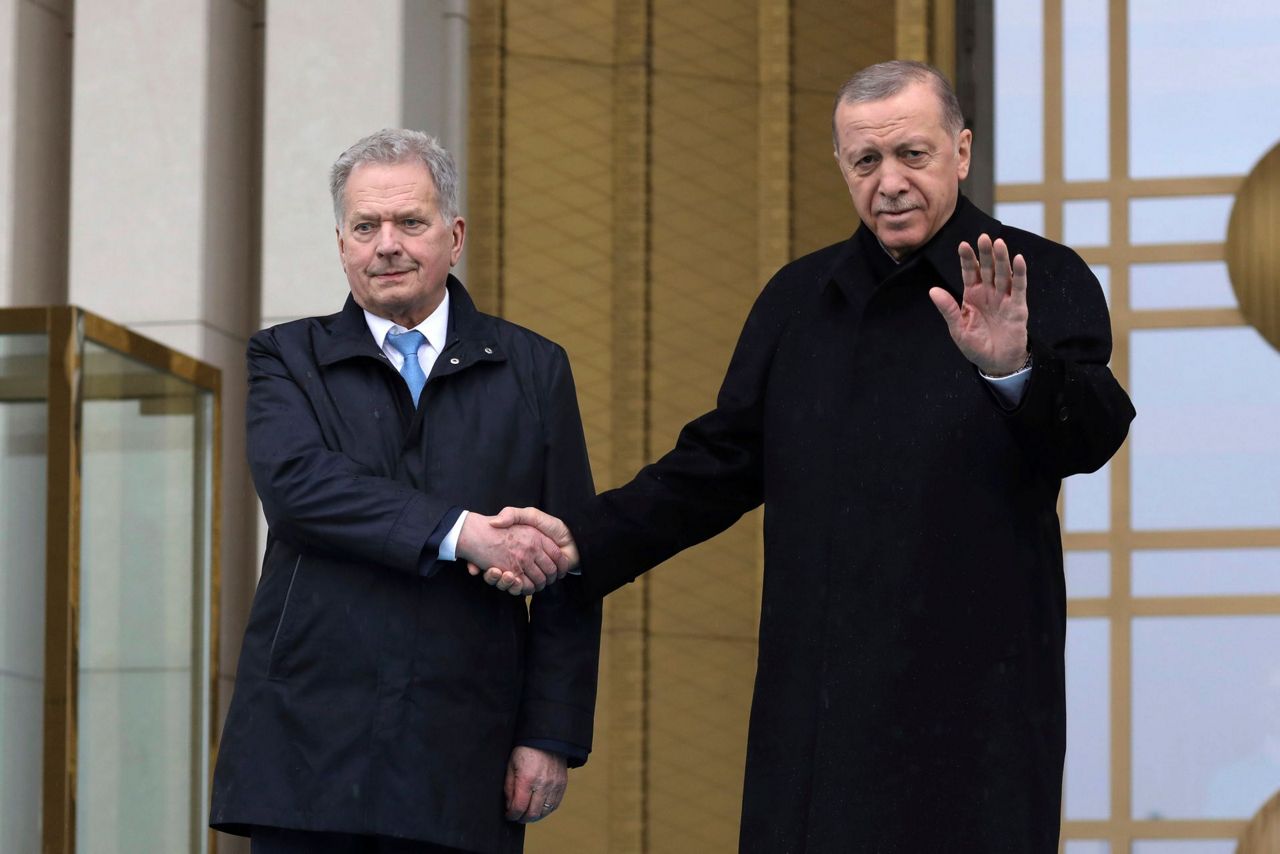 Finland's president in Turkey for talks on NATO bid