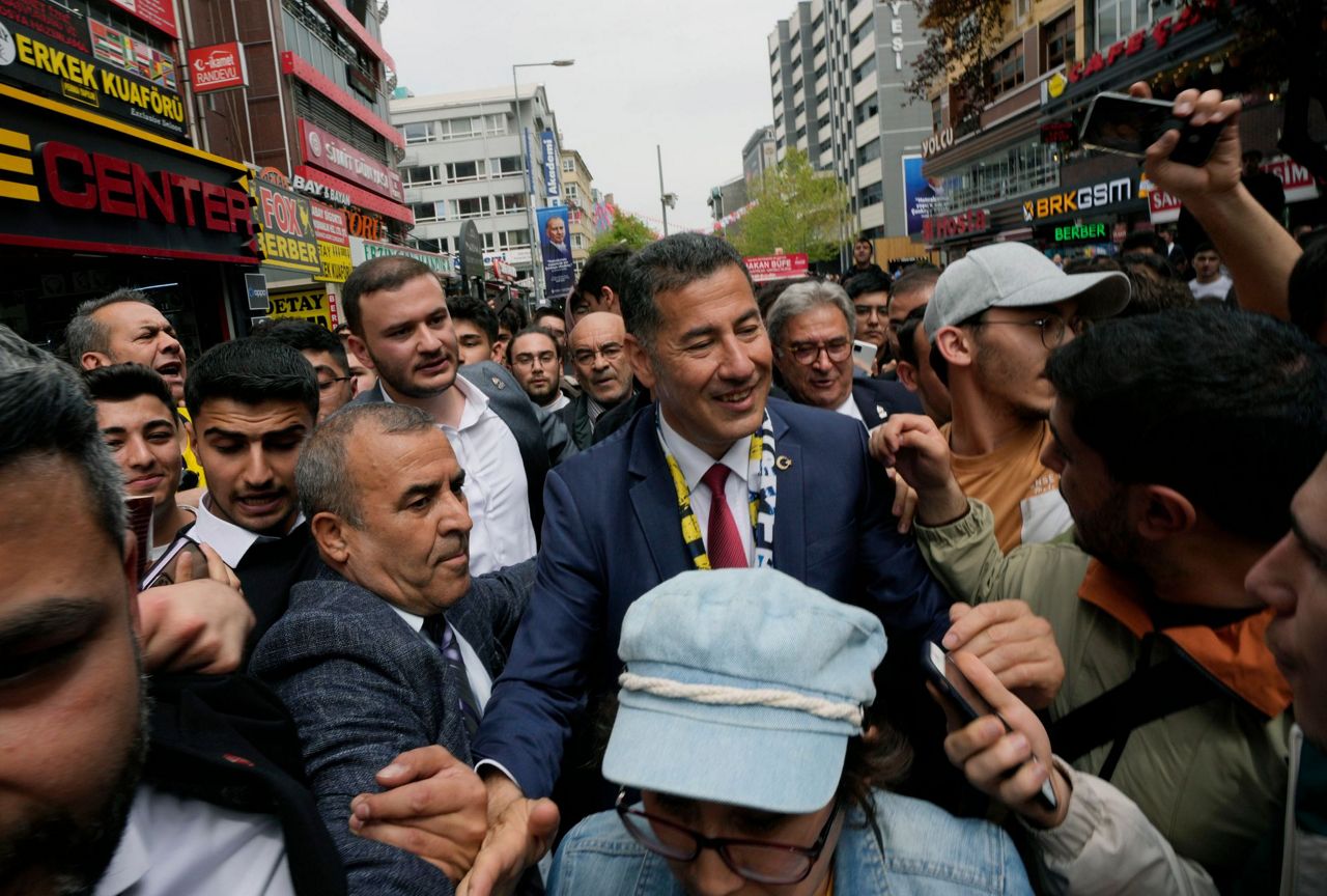 Erdogan wins endorsement for Turkish election runoff from third-place ...