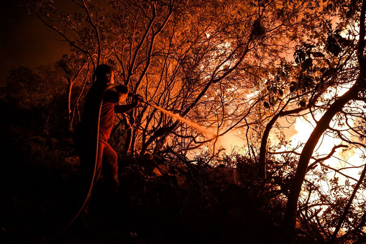 Death toll in wildfires that hit southern Turkey rises to 4