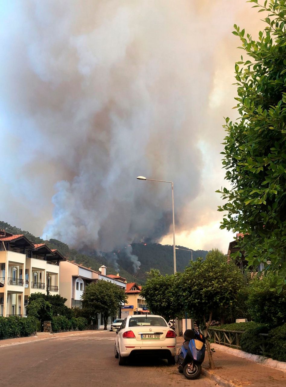 Wildfires in southern Turkey leave 3 dead, 58 hospitalized