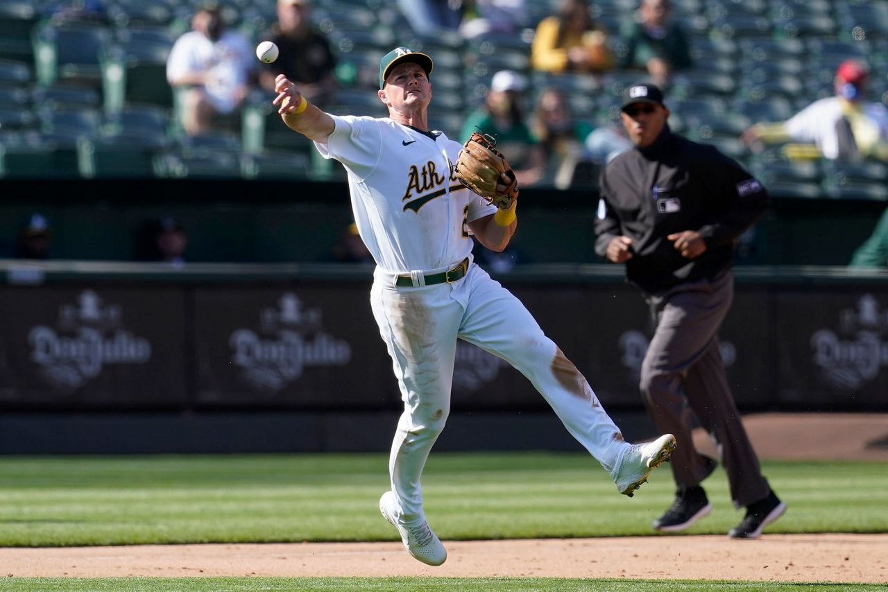 Olson, Moreland homers back Manaea six-hitter, A's win again