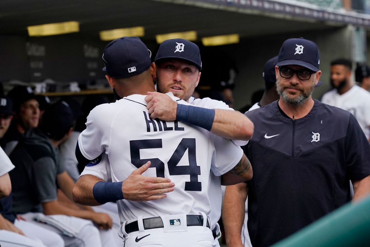 Roger Clemens fired up to see son make major-league debut