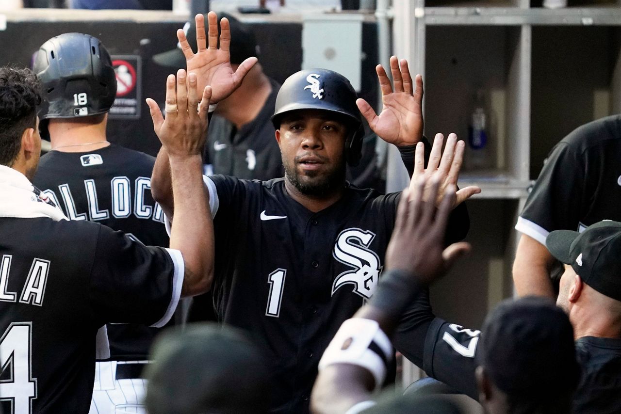 Cease comes within 1 out of no-hitter, ChiSox rout Twins