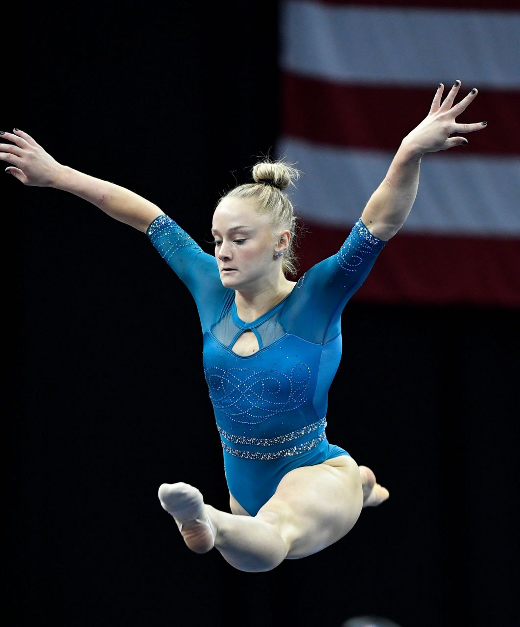 Simone Biles takes gold medal at US Classic gymnastics
