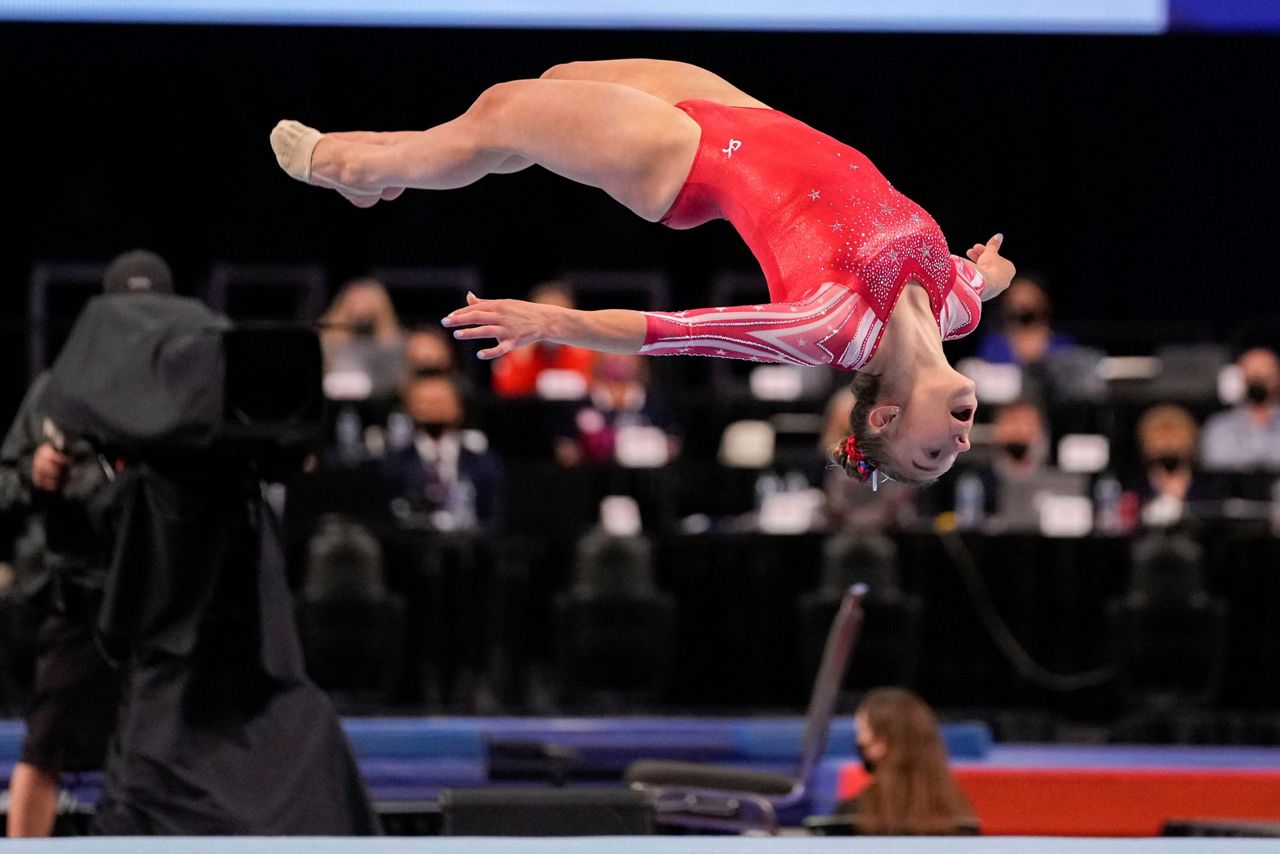 Biles, Lee lock up spots on U.S. Olympic gymnastics team