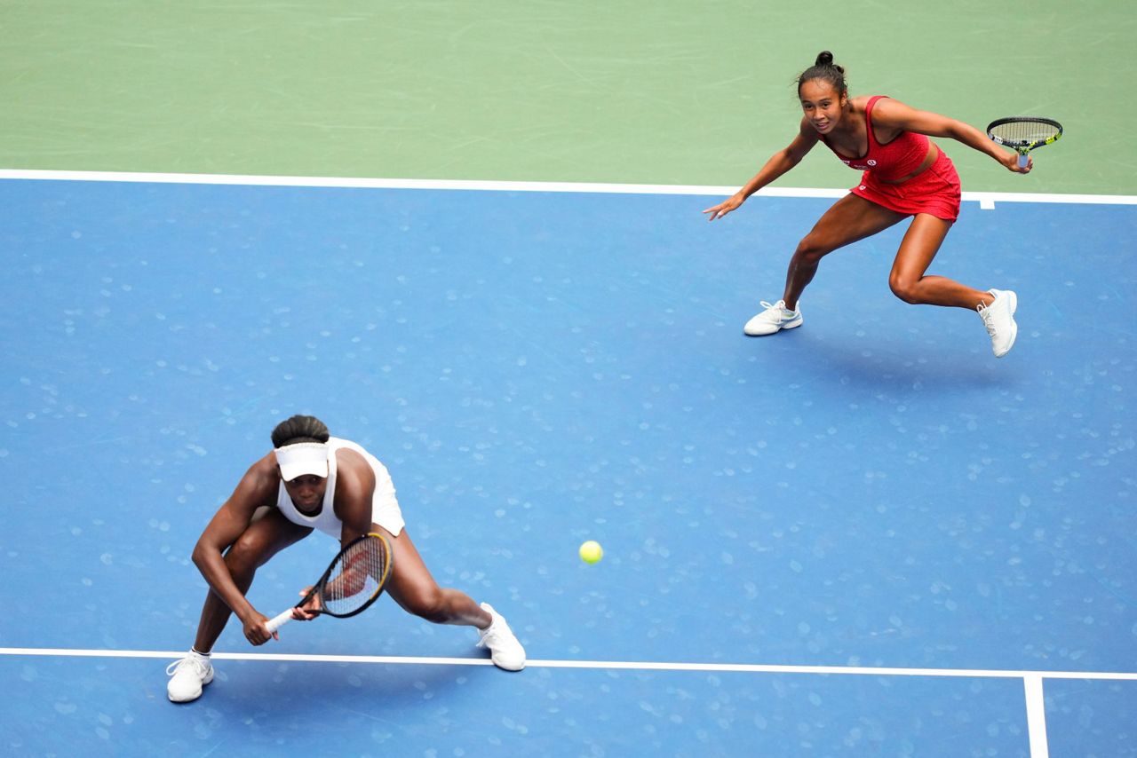 Venus Williams wins a US Open women's doubles match for the first time ...