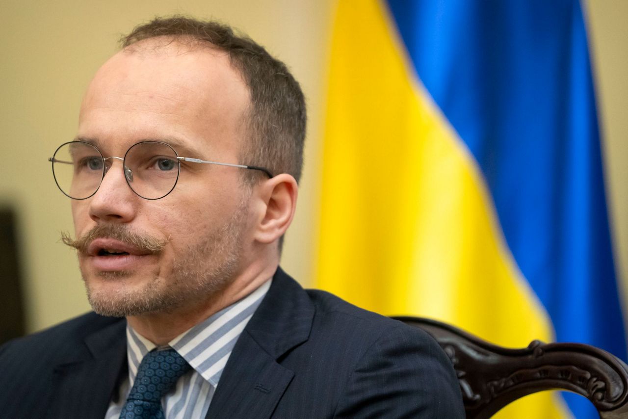 Ukrainian ministers 'optimistic' about securing U.S. aid, call for ...