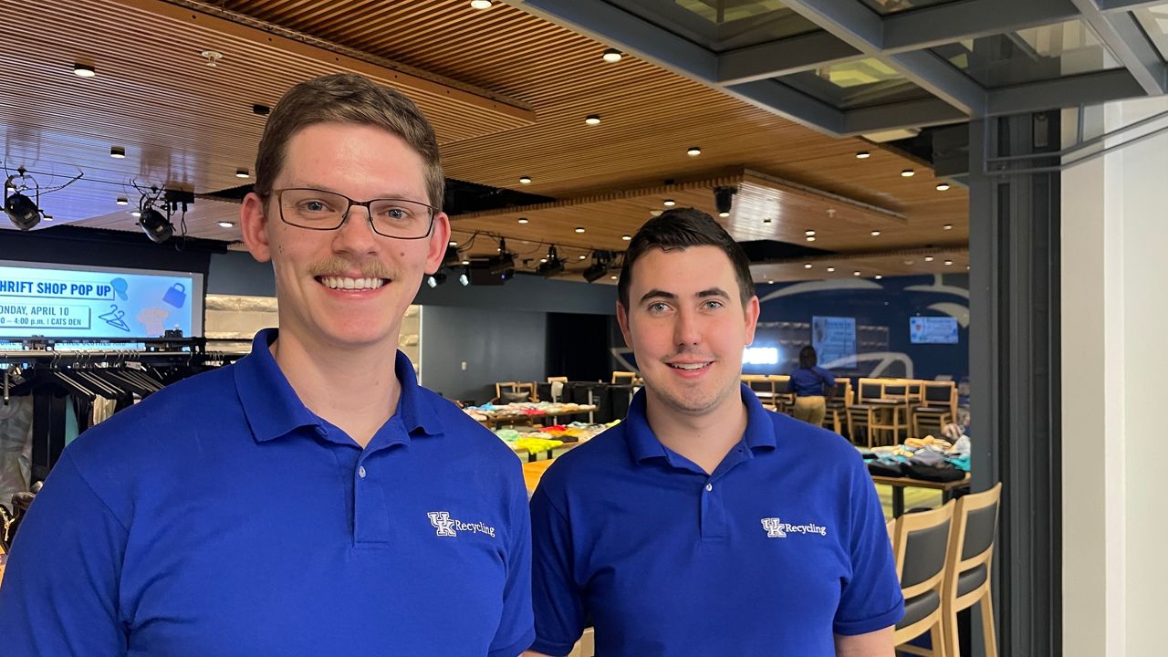 UK students host pop-up thrift shop on campus