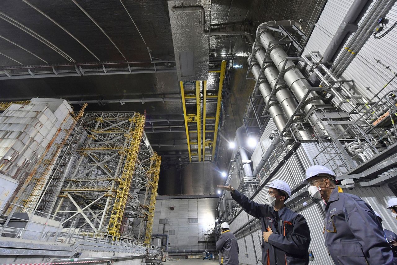 Ukraine: Chernobyl reactor's radioactive dust shelter opened