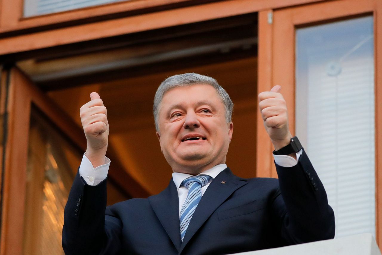 The Latest: EU pledges support for new leader in Ukraine