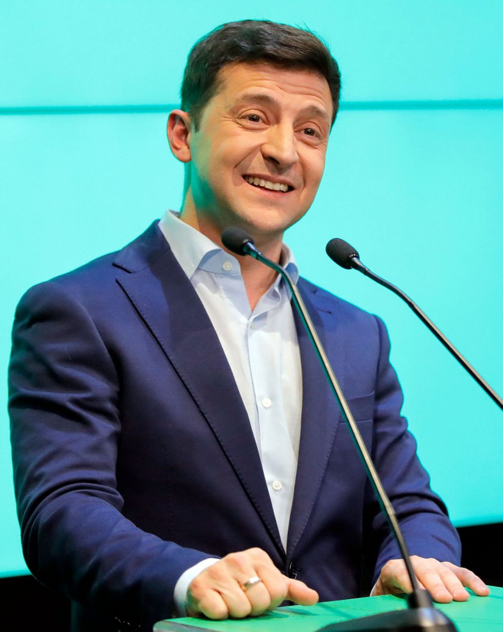 Comic Zelenskiy wins Ukraine presidential vote in landslide