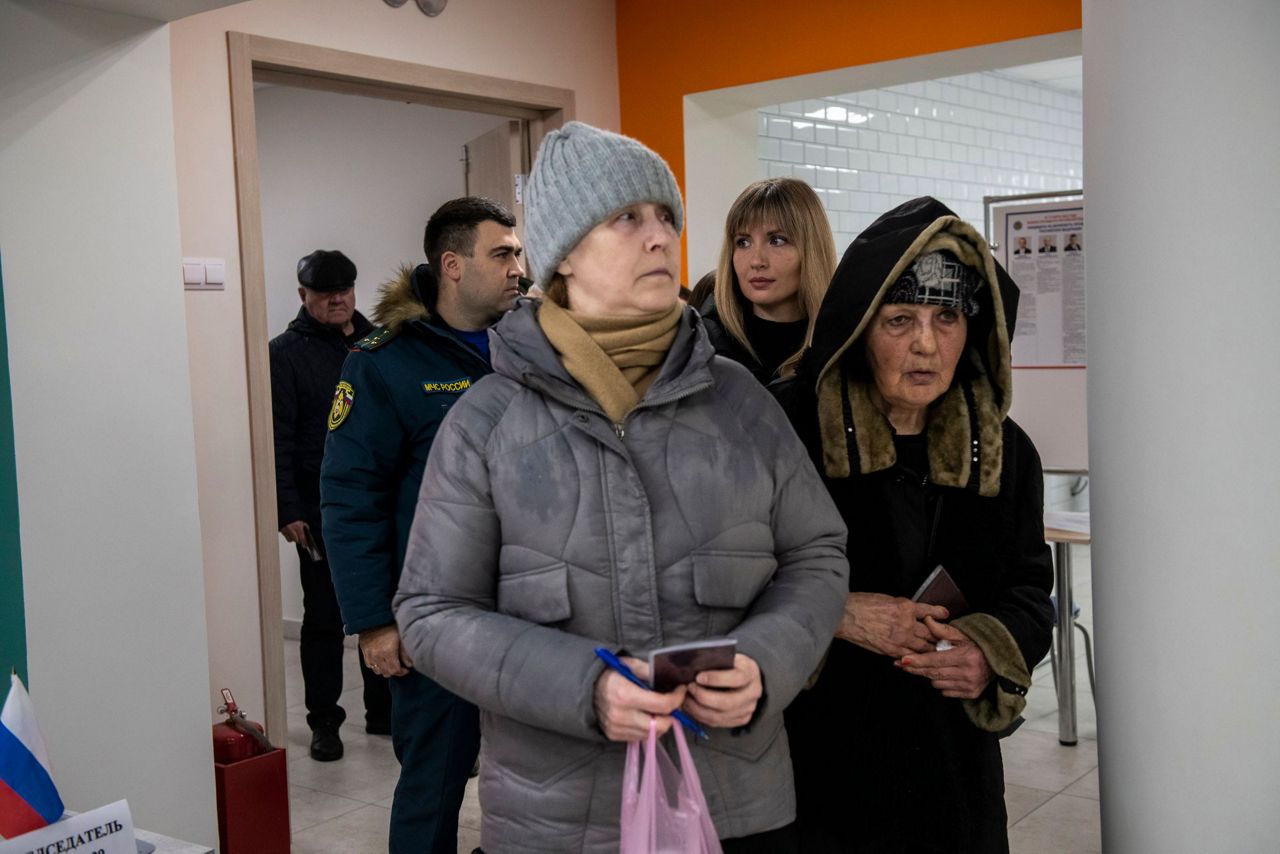 Russians head to polls in a vote set to extend Putin's rule. His foes ...