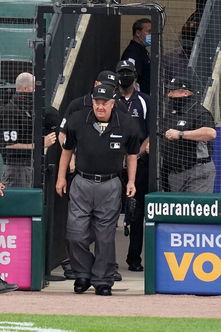 Joe West poised to break umpiring record with 5,376th game