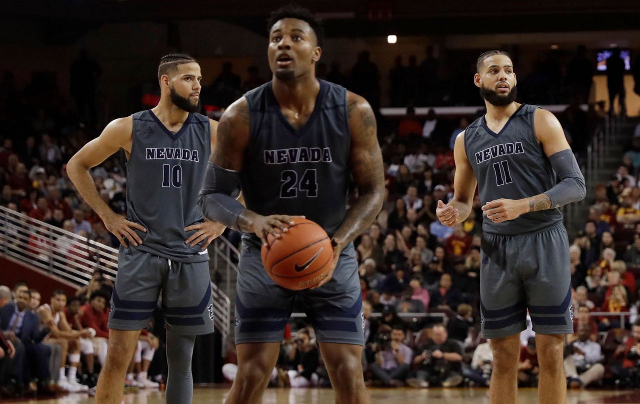 Caleb Martin powers No. 6 Nevada to another 8-0 start