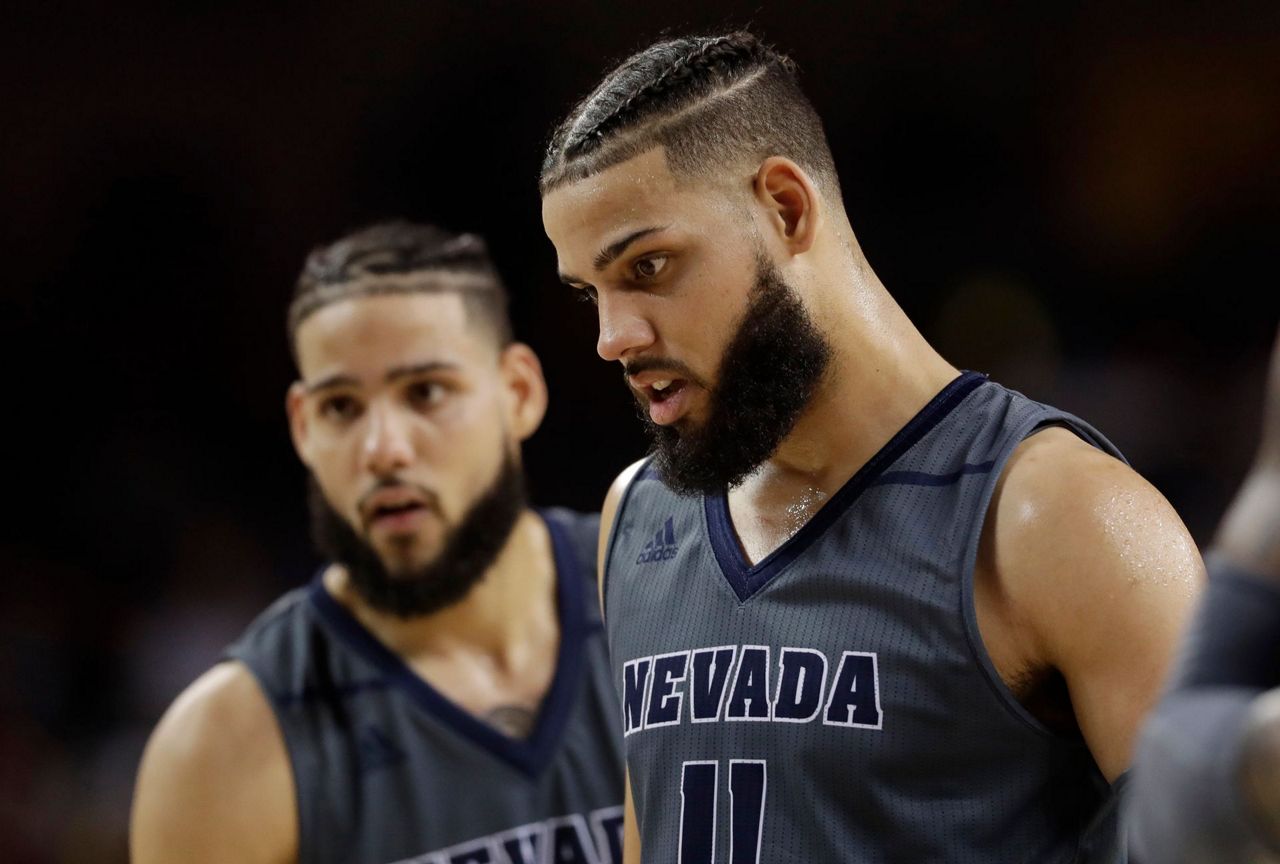 Caleb Martin powers No. 6 Nevada to another 8-0 start