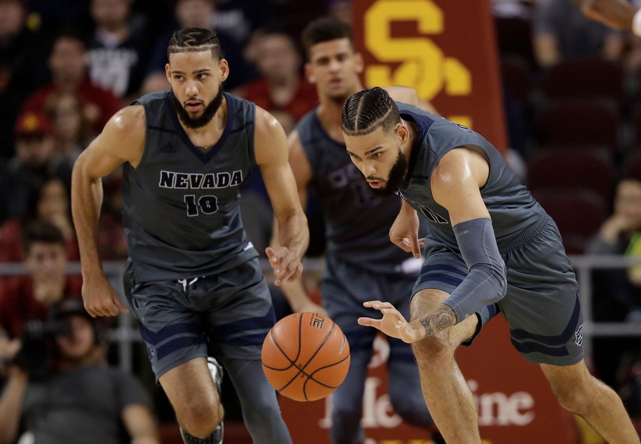 Caleb Martin powers No. 6 Nevada to another 8-0 start