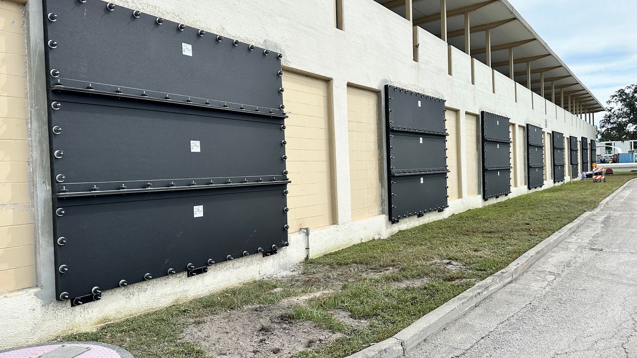 St. Petersburg installs flood panels at NE sewer plant