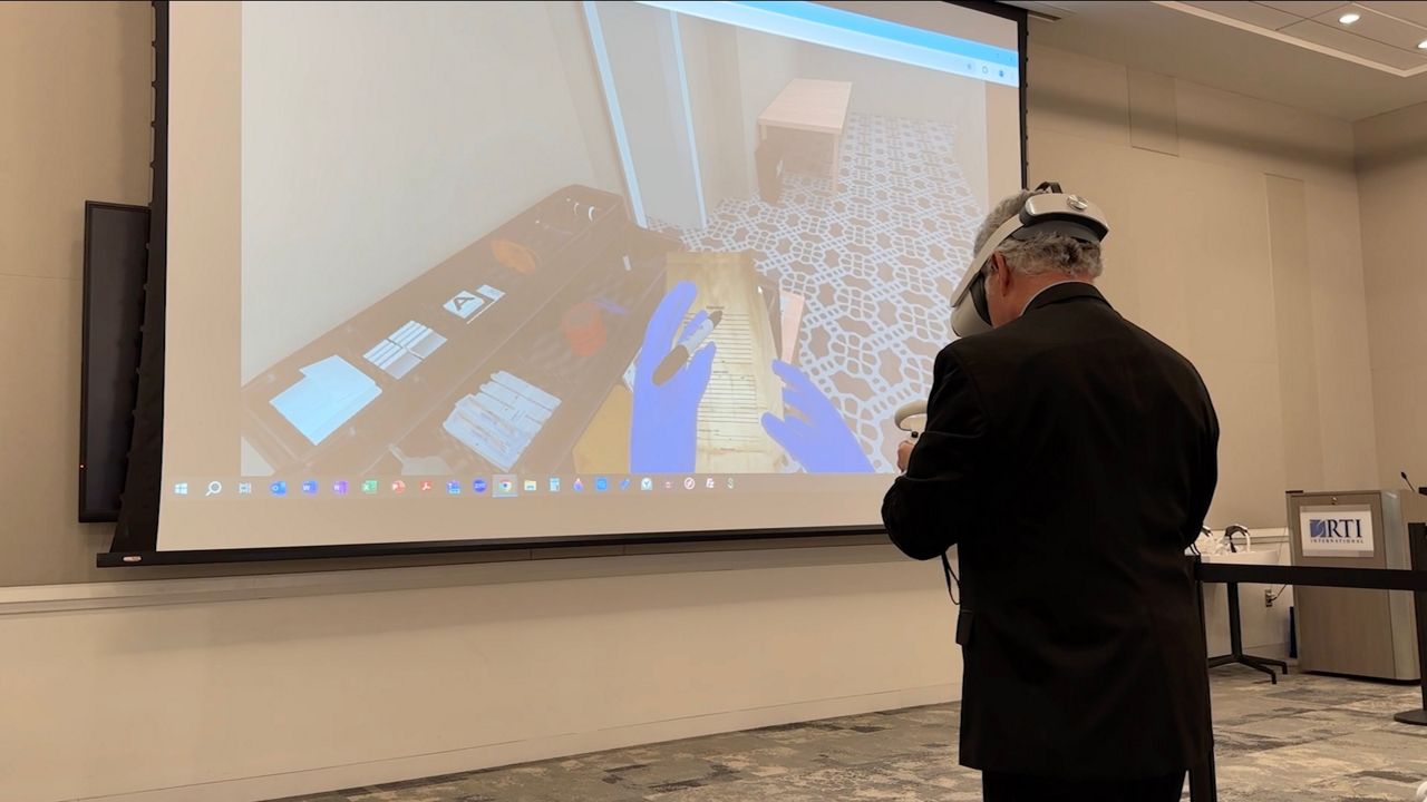 Virtual reality CSI training