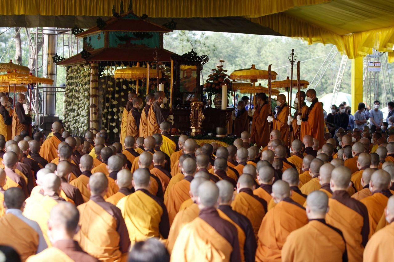 Funeral held in Vietnam for influential monk Thich Nhat Hanh