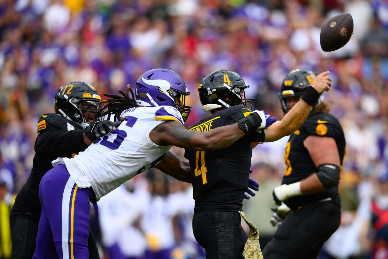 Vikings come back to beat Commanders for 6th consecutive win