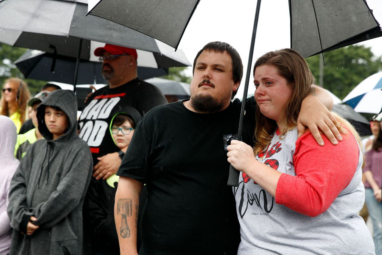 The Latest: Officials ID gunman in Virginia Beach shooting
