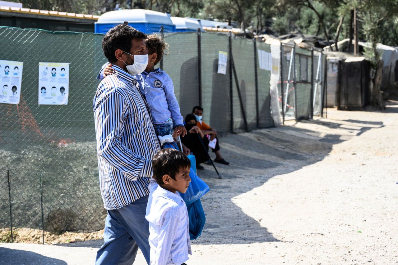 Greece: Crowded refugee camp quarantined after COVID-19 case