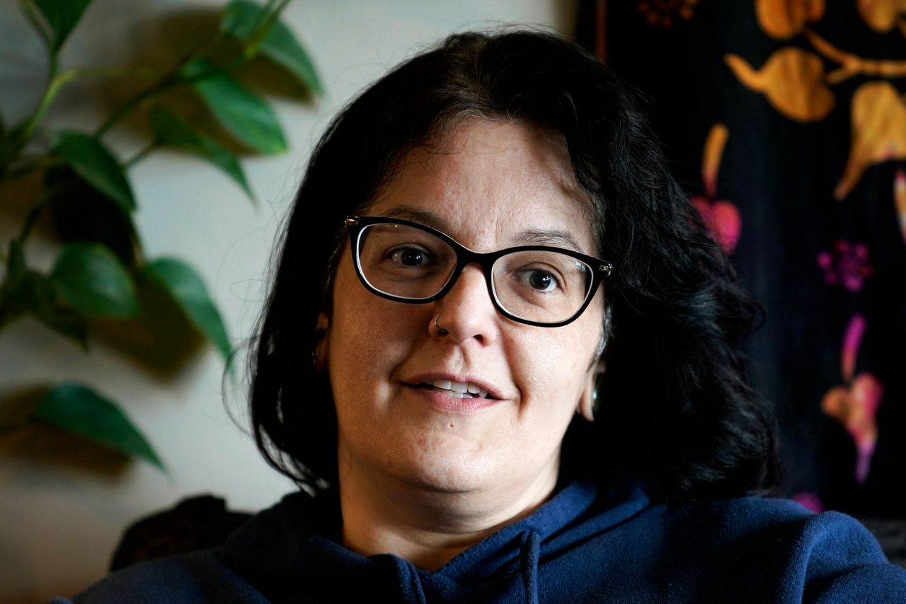 States scale back food stamp benefits even as prices soar
