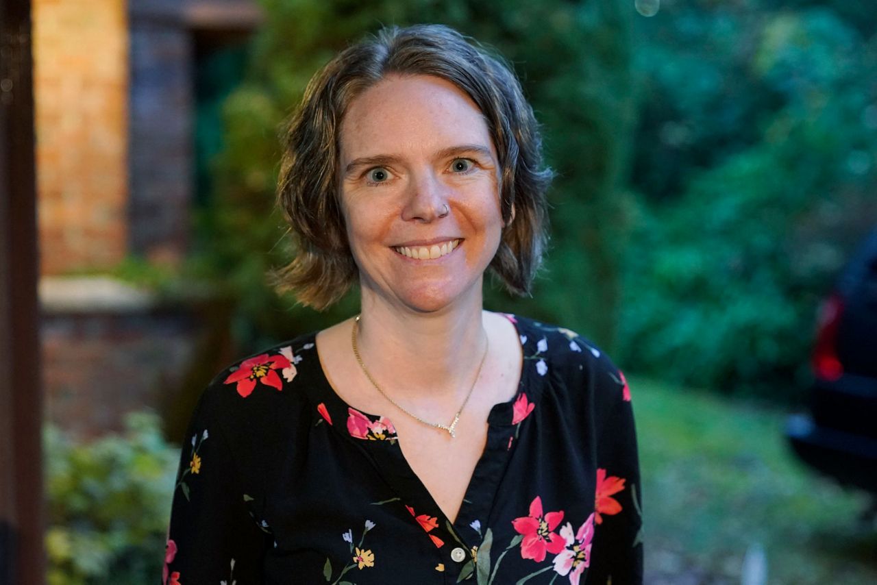 2nd coronavirus vaccine shows early success in U.S. tests