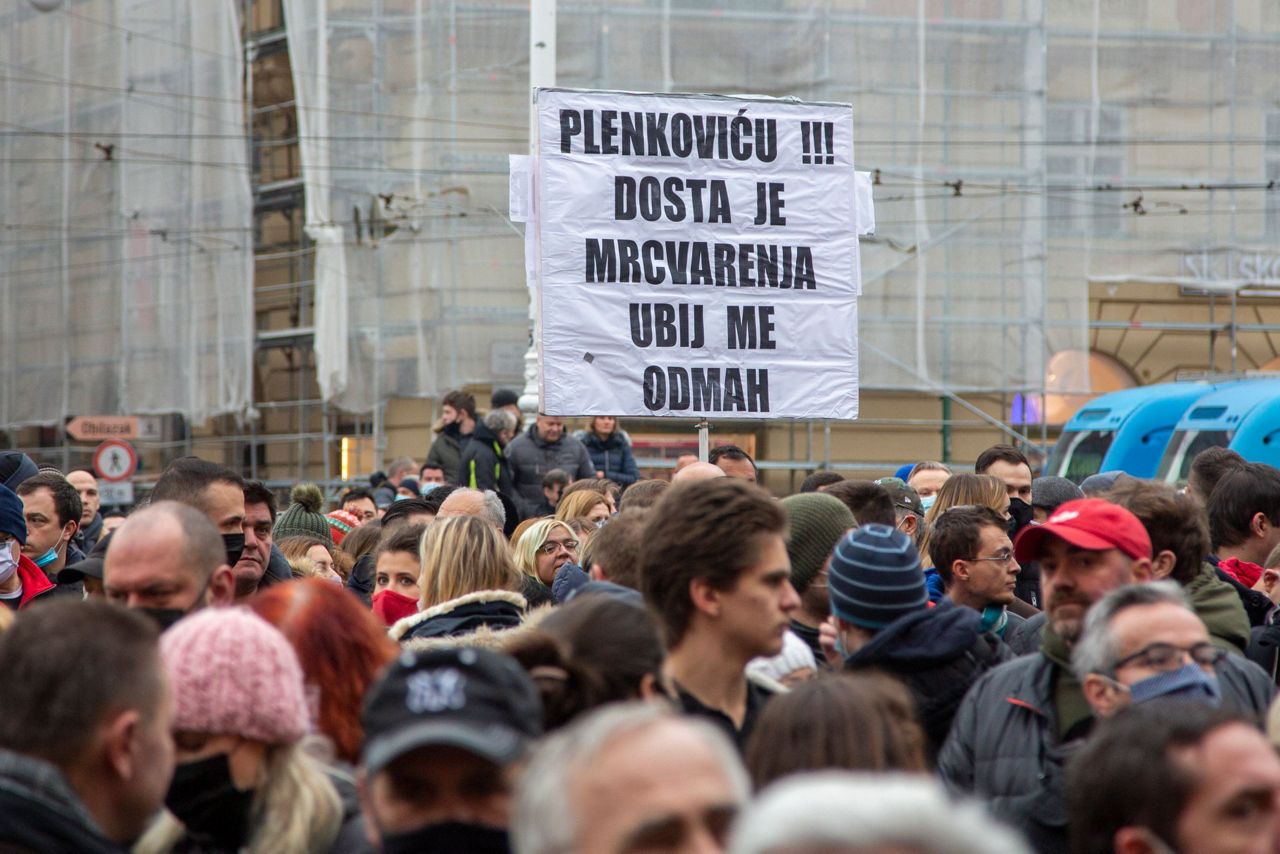 Thousands rally in Croatia as pandemic rules hurt businesses