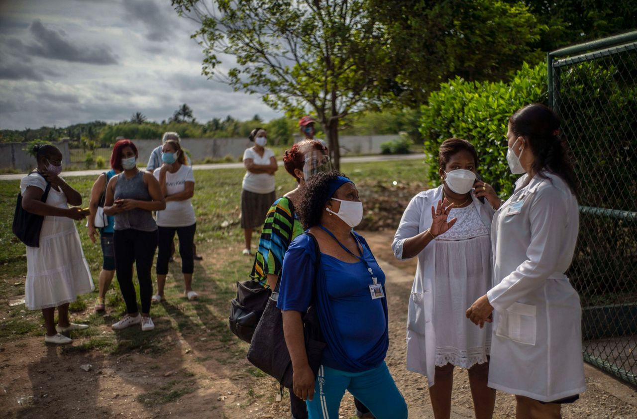 Cuba rolls out mass vaccines while awaiting study results