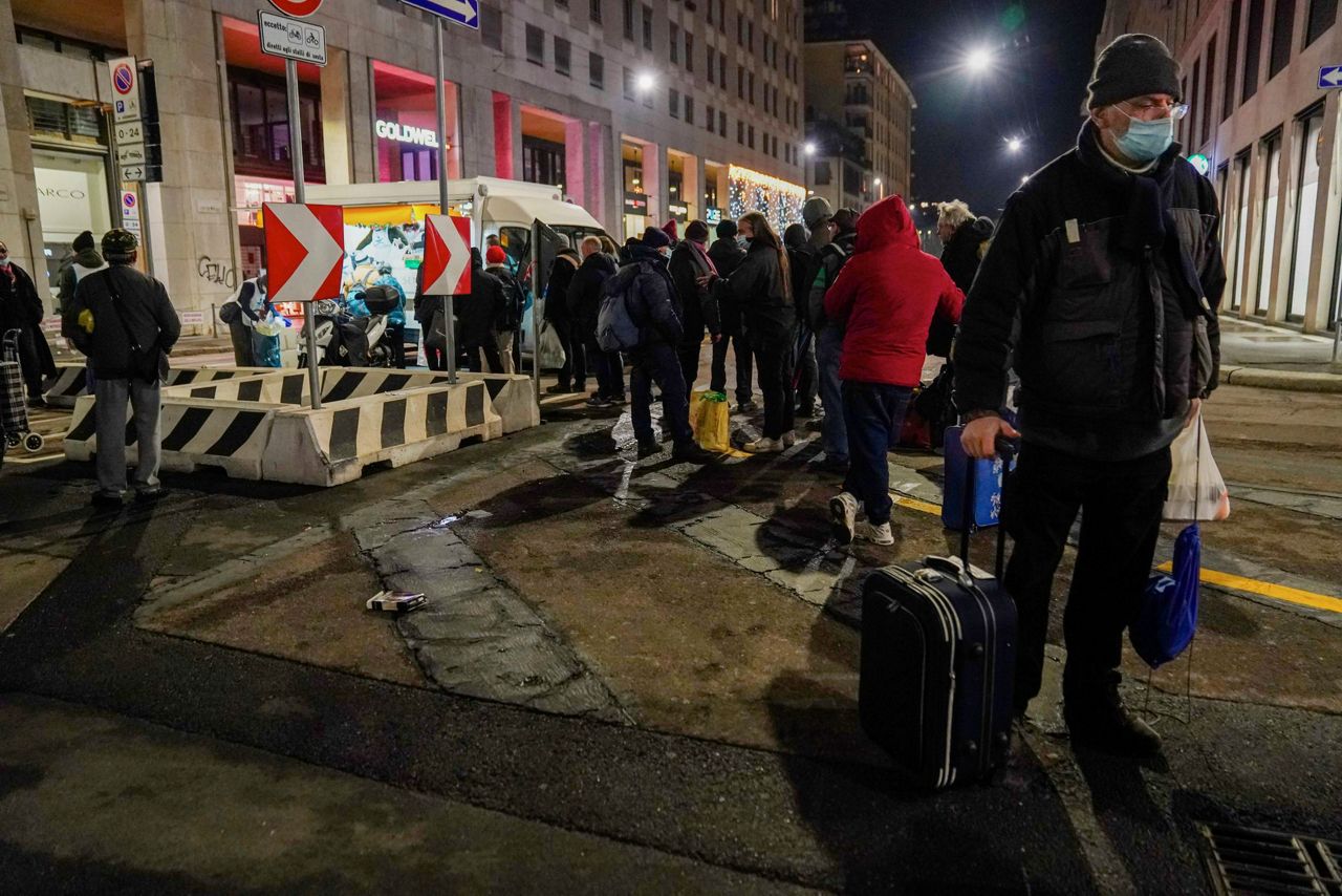 Pandemic exposes the vulnerability of Italy's 'new poor'