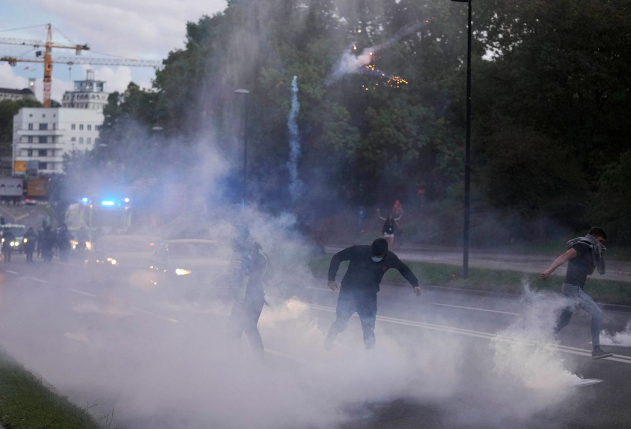 Slovenian police clash with protesters ahead of EU summit