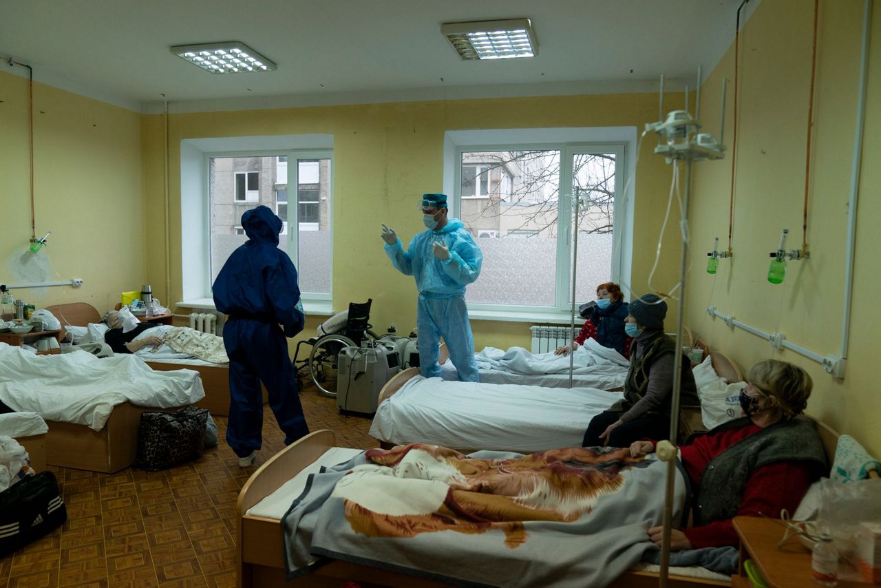 AP PHOTOS: Ukraine's hospitals grapple with COVID-19 surge