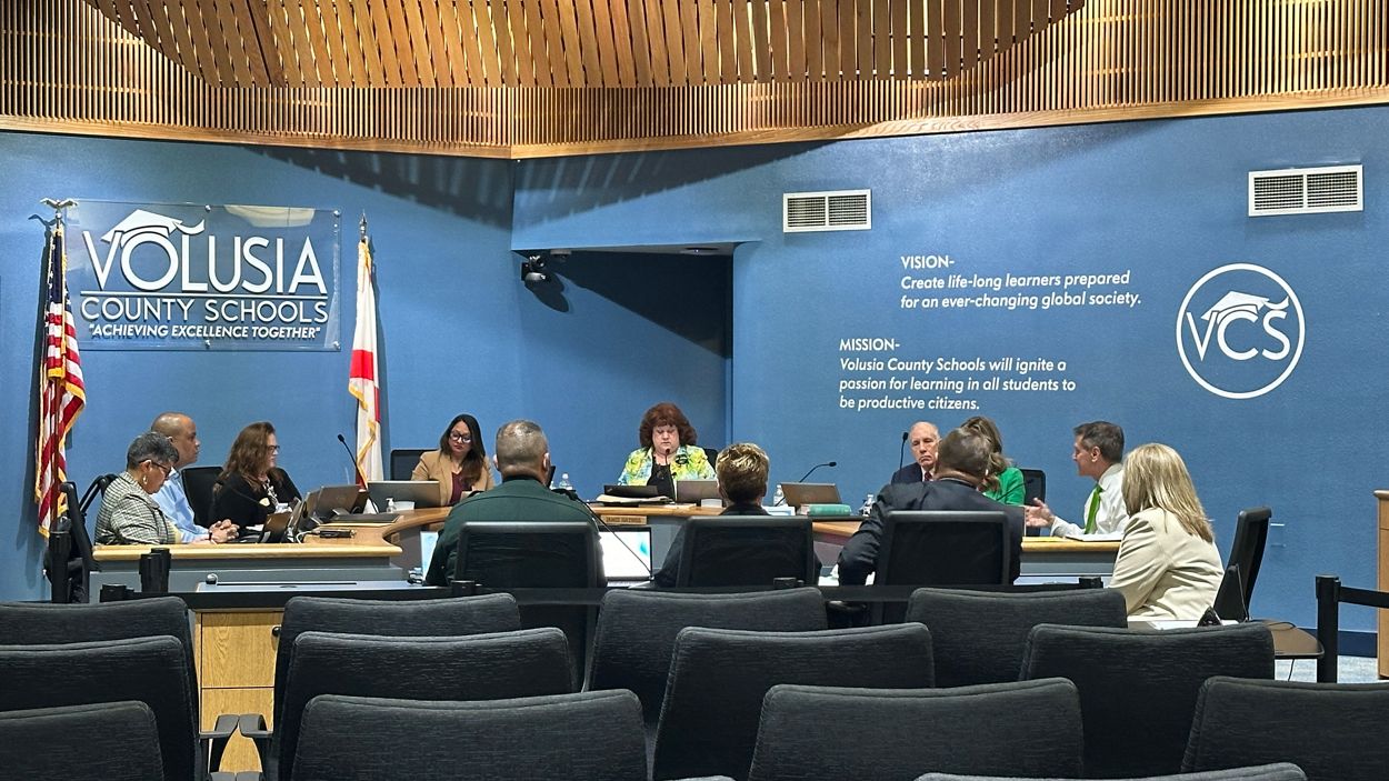 Volusia school board discusses random screenings in schools