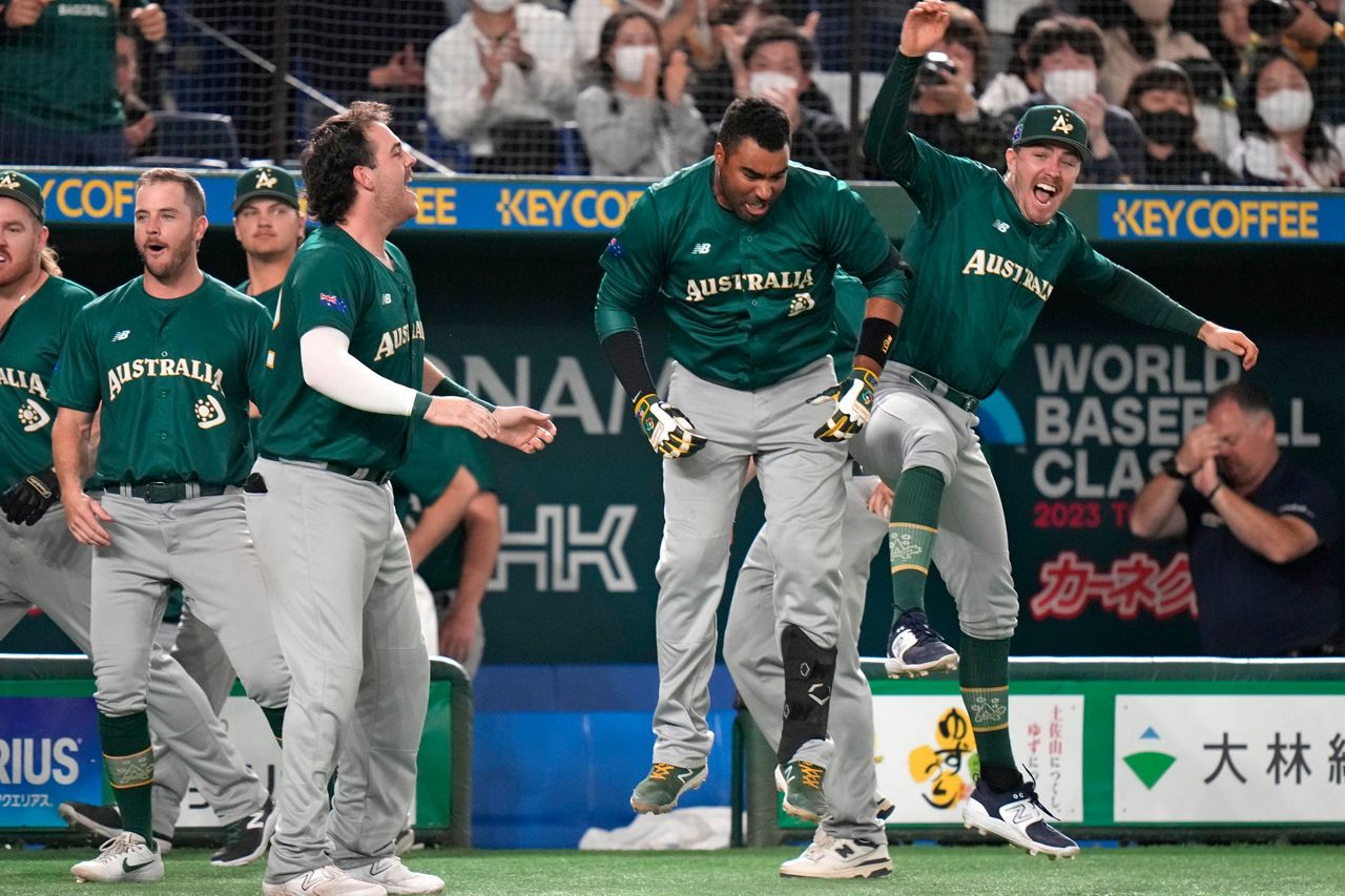 South Korea sets record with 22-2 rout of China at WBC