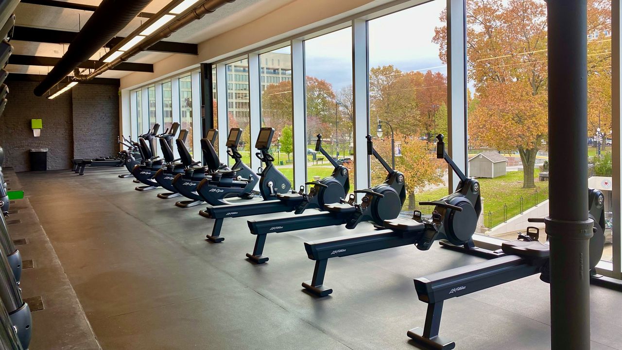 Worcester Common Fitness opens in the Midtown Mall