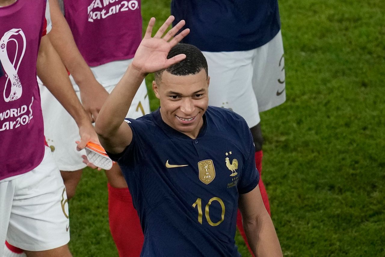 Mbappé is bringing soccer to a new dimension at World Cup
