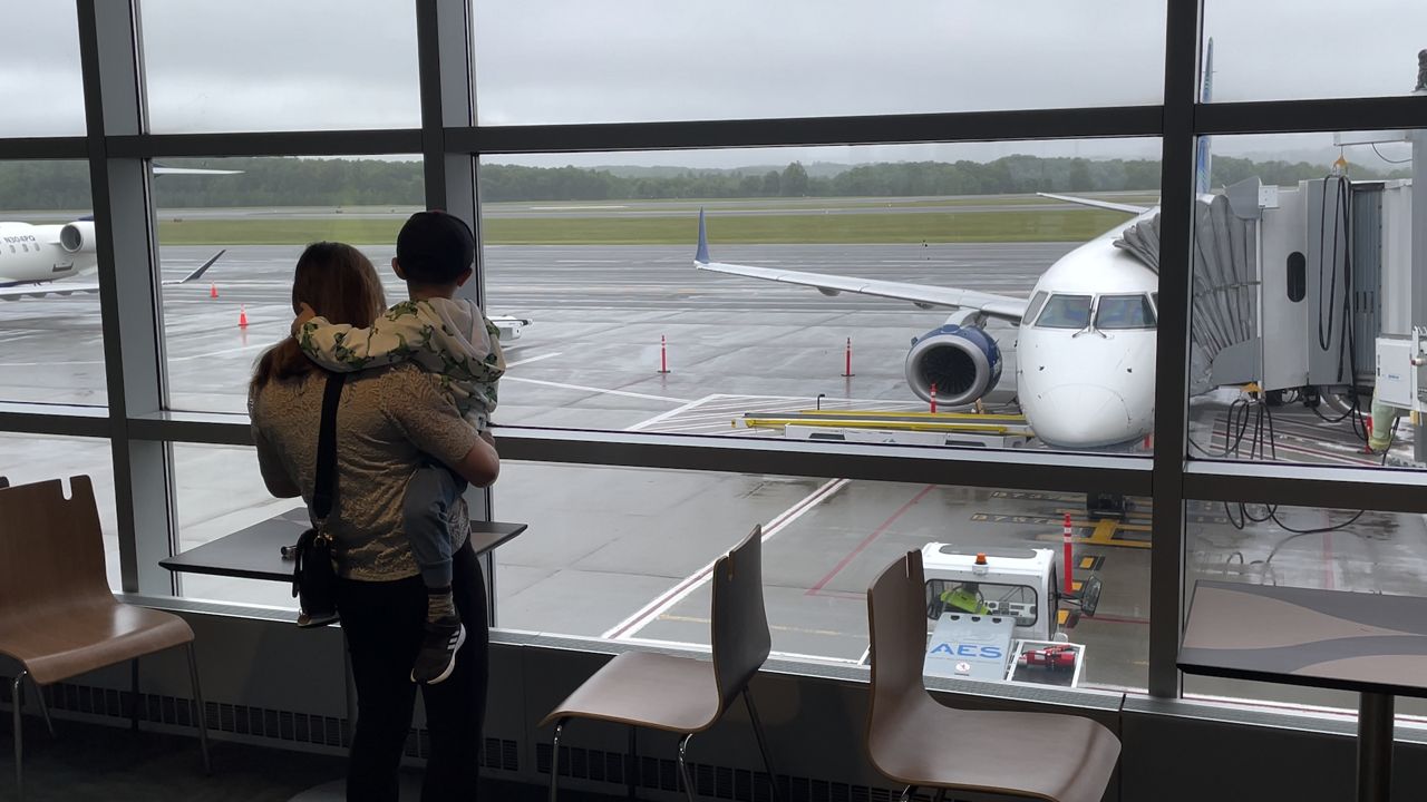 Wings for Autism helping families at the airport