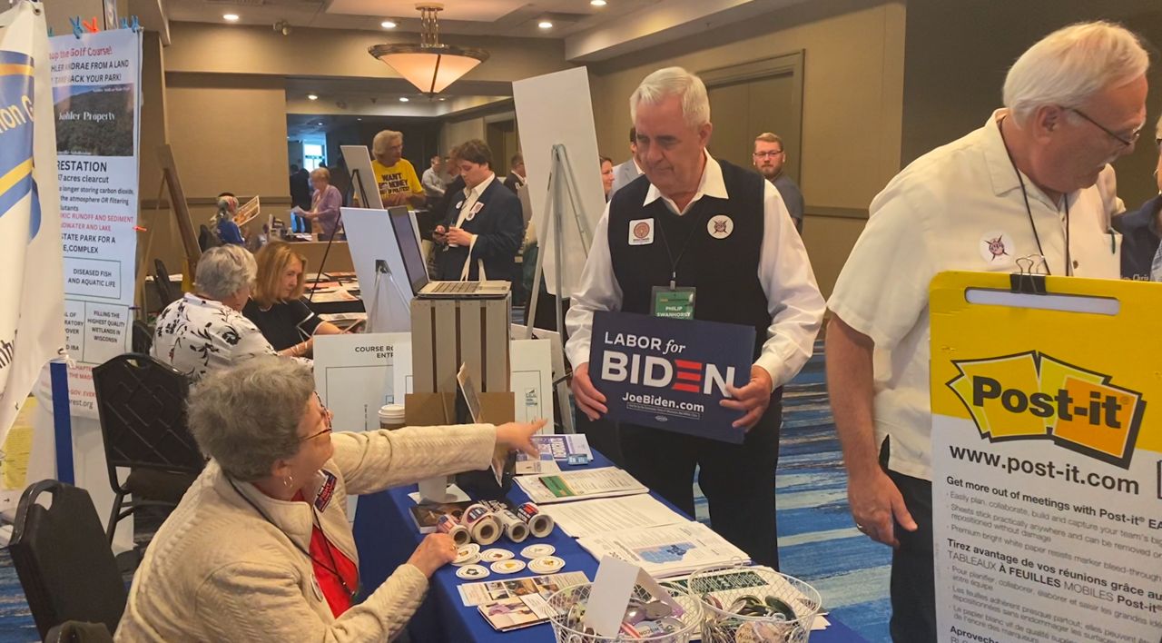 Wisconsin Democrats focus on building momentum at convention