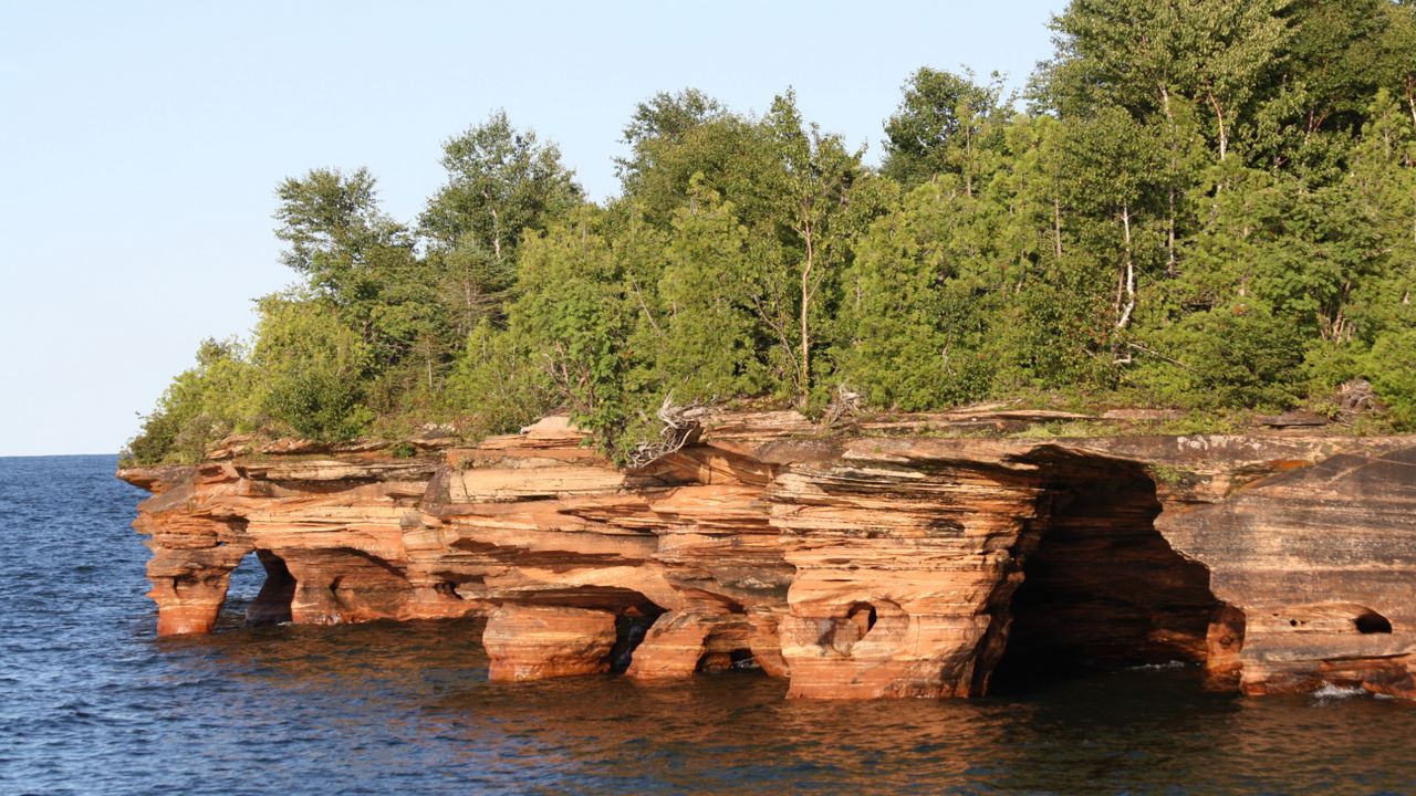 Army Corps further delays decision on Great Lakes oil tunnel