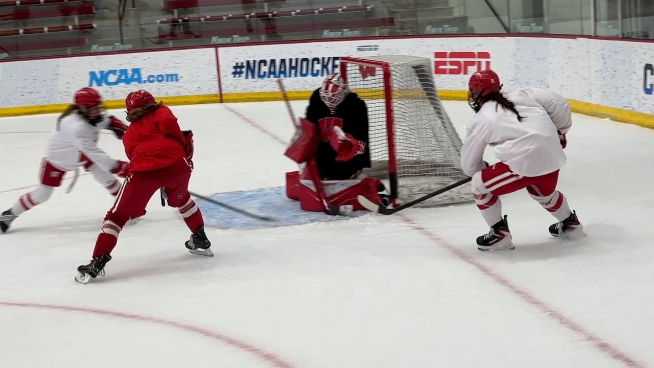 Badgers women's hockey ranked #1