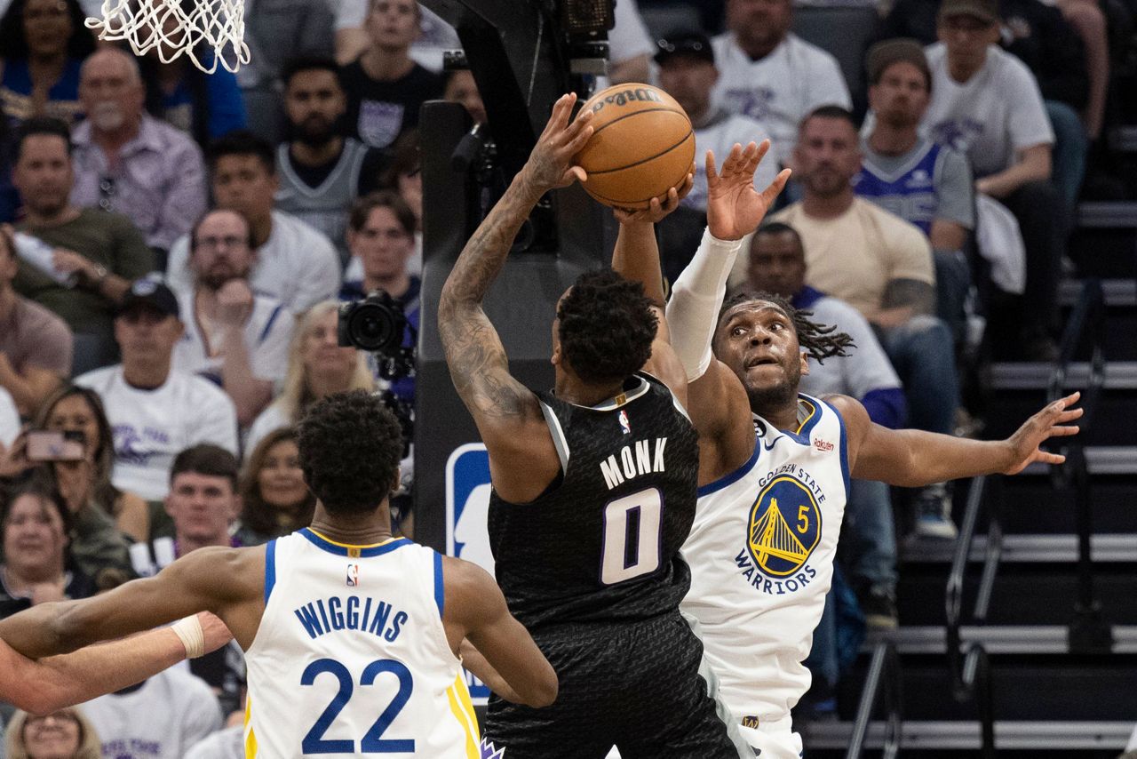 Warriors will lean on dependable Looney with Green suspended
