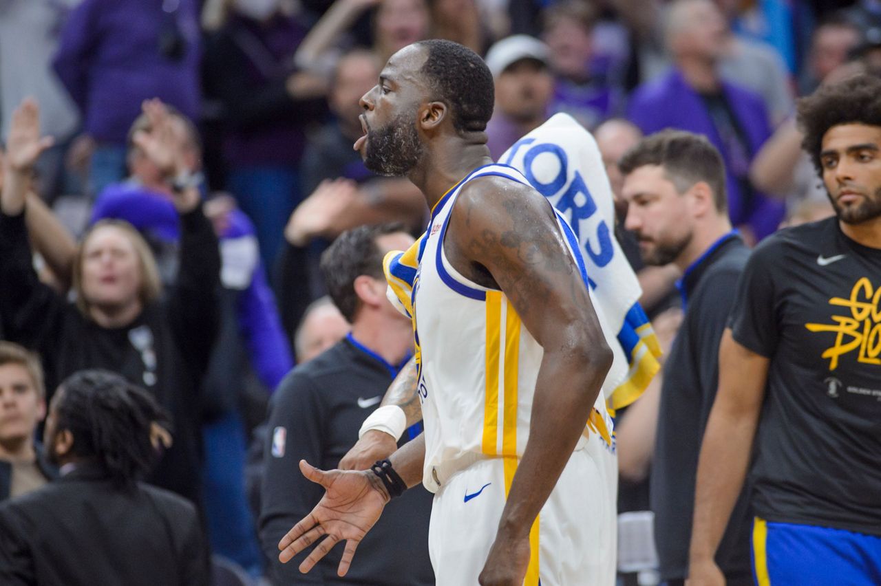 Draymond Green ejected from playoff game for flagrant foul