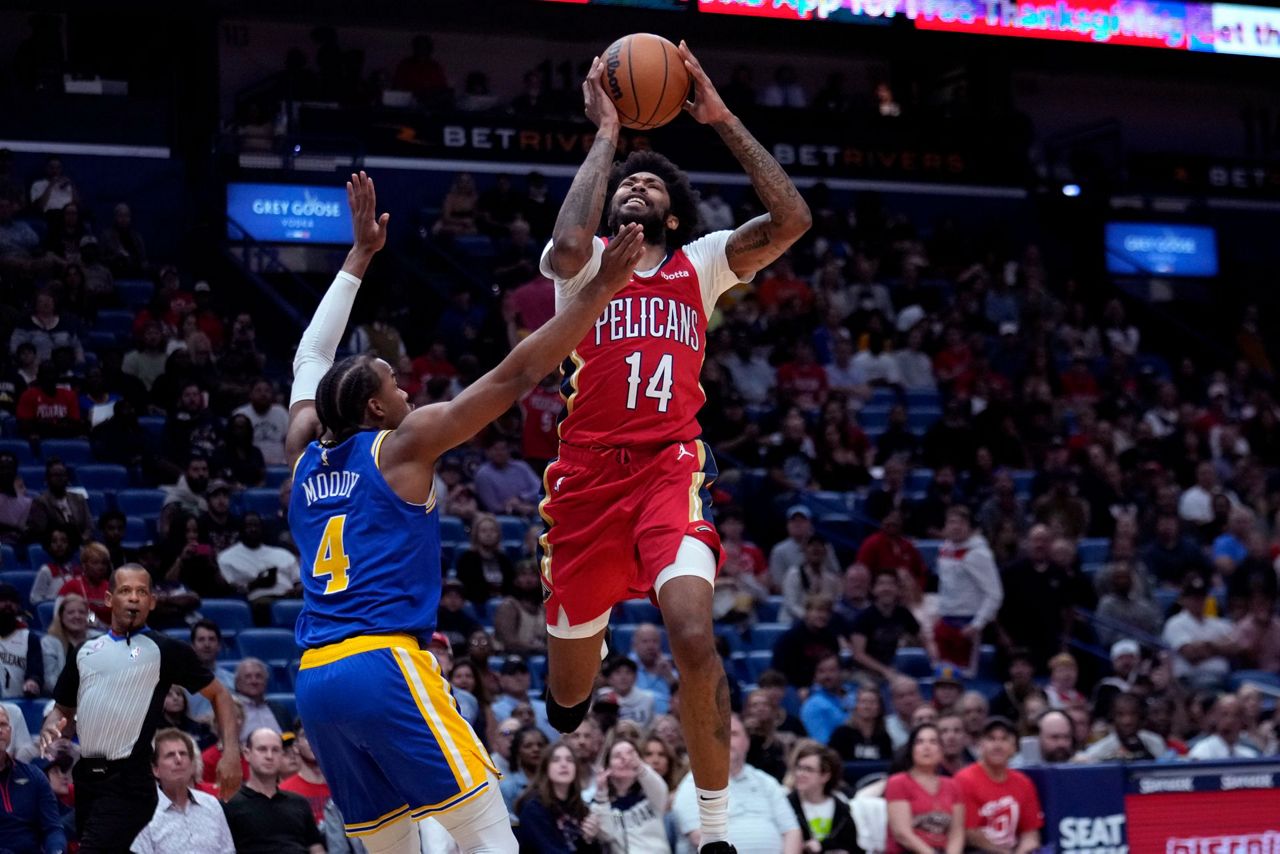 Warriors 0-6 on road, fall to Pelicans with 4 starters out