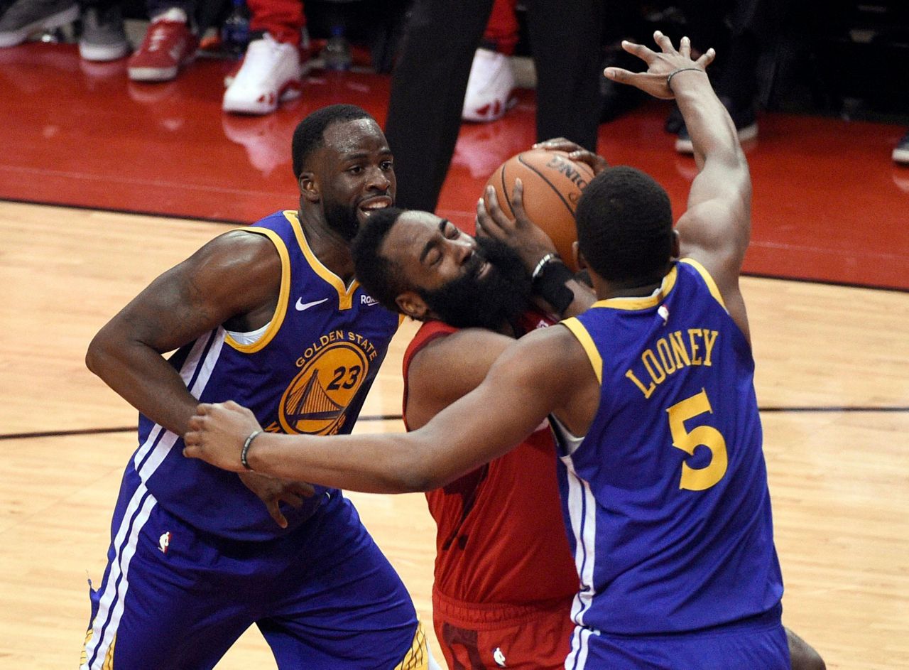 Curry, short-handed Warriors knock out Rockets in Game 6