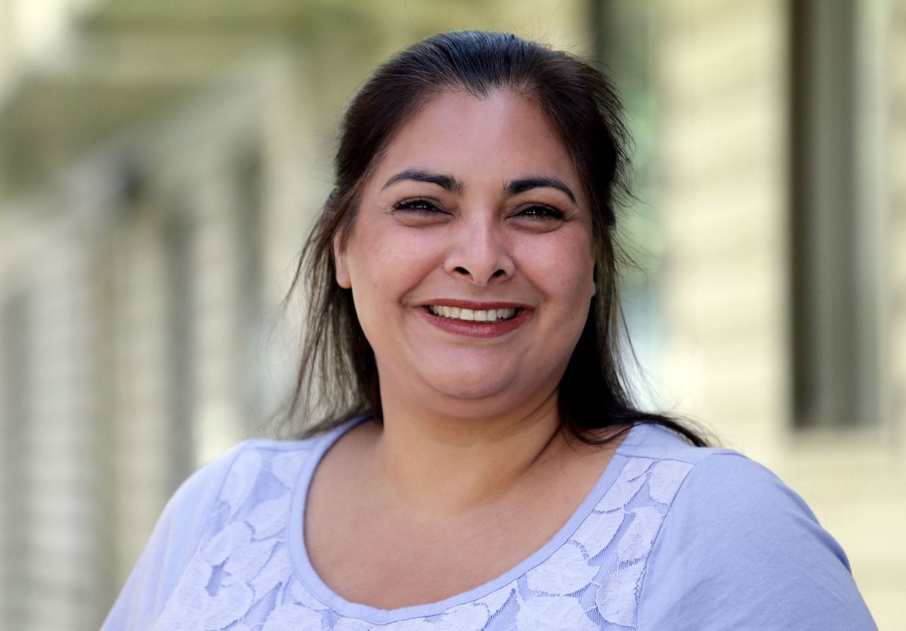 Ex-US attorney, who appeared on 'Survivor,' to face state senator in ...