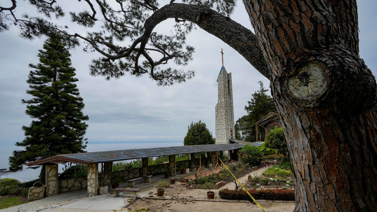 Landslide forces closure of iconic Wayfarers Chapel