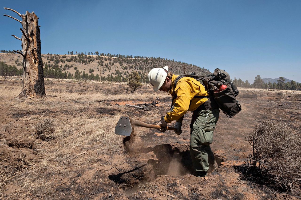Southwest fire crews brace for return of dangerous winds